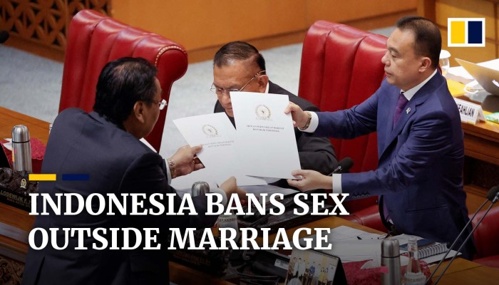 Indonesia Passes Law Banning Premarital And Extramarital Sex South 1730